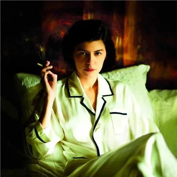 Silk pajamas in movies – UK-SILKSILKY
