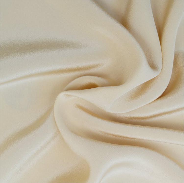 5 Things You Didn't Know About Silk – UK-SILKSILKY